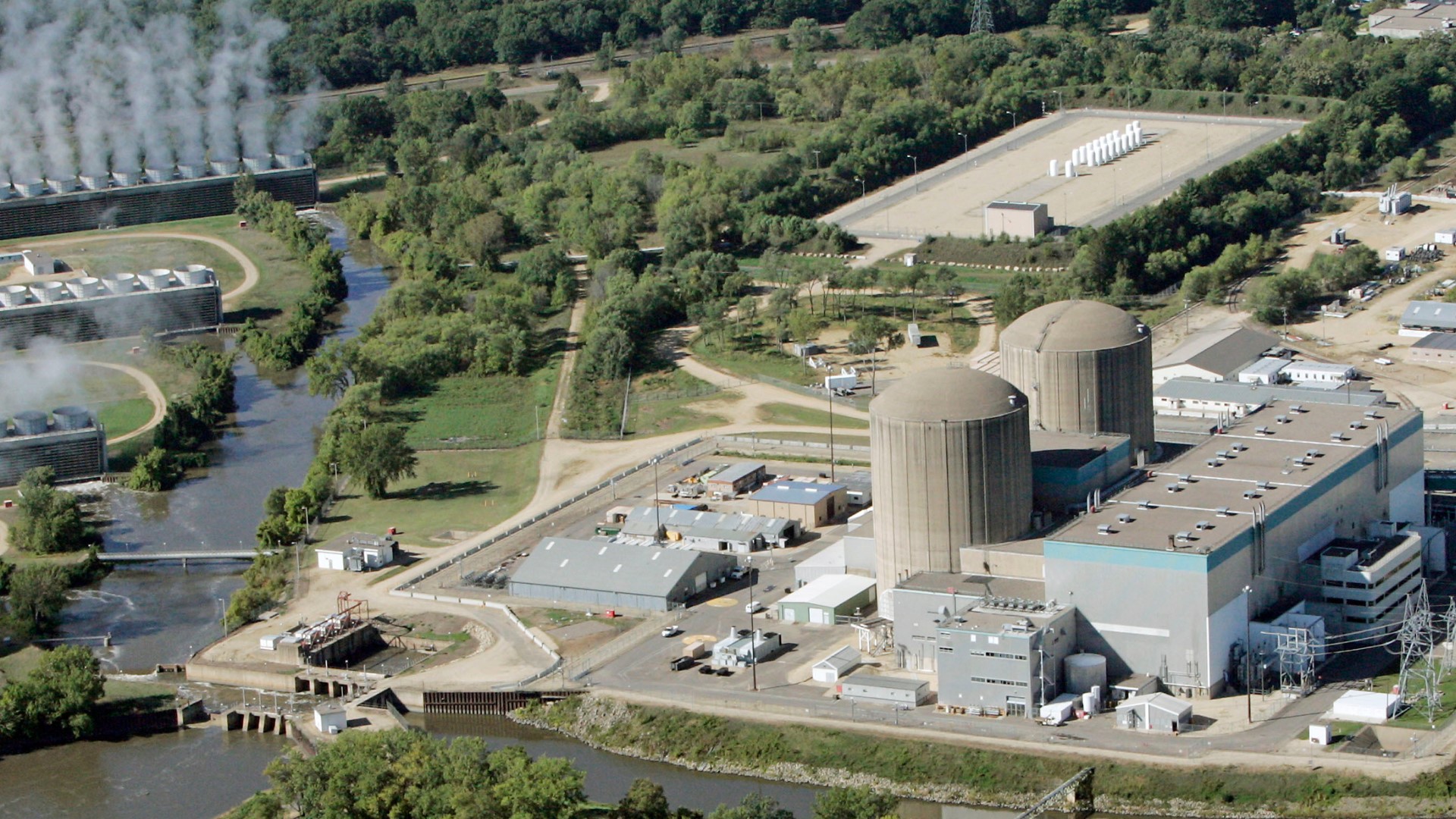 Idaho Nuclear Lab Partnering with Utility to Produce Hydrogen ...